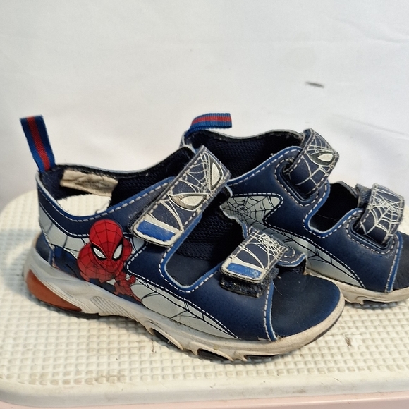 Marvel | Shoes | Marvel Blue Sandals With Spiderman Design Light Up ...